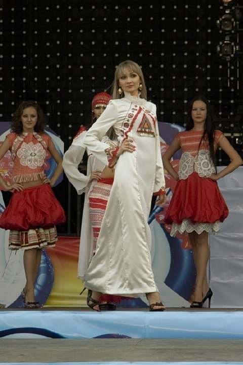 Vestidos coloridos y espectaculares (moda rusa) | AquiModa.com