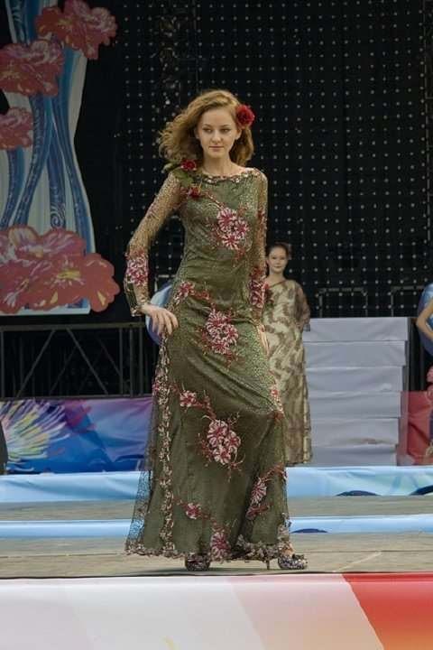 Vestidos coloridos y espectaculares (moda rusa) | AquiModa.com