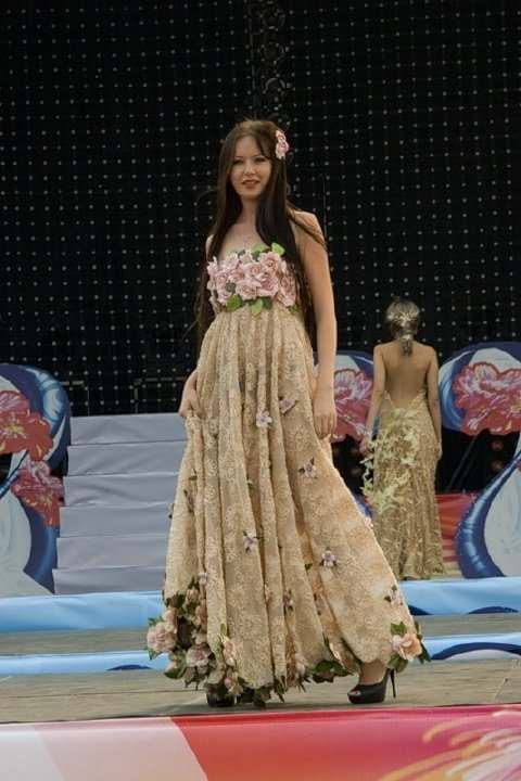 Vestidos coloridos y espectaculares (moda rusa) | AquiModa.com