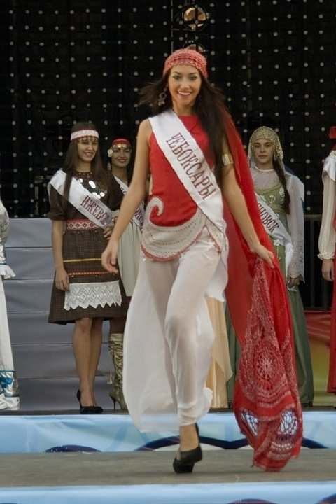 Vestidos coloridos y espectaculares (moda rusa) | AquiModa.com