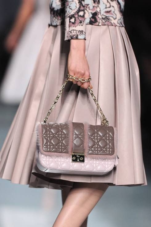 Bolsos y carteras la tendencia de moda | AquiModa.com