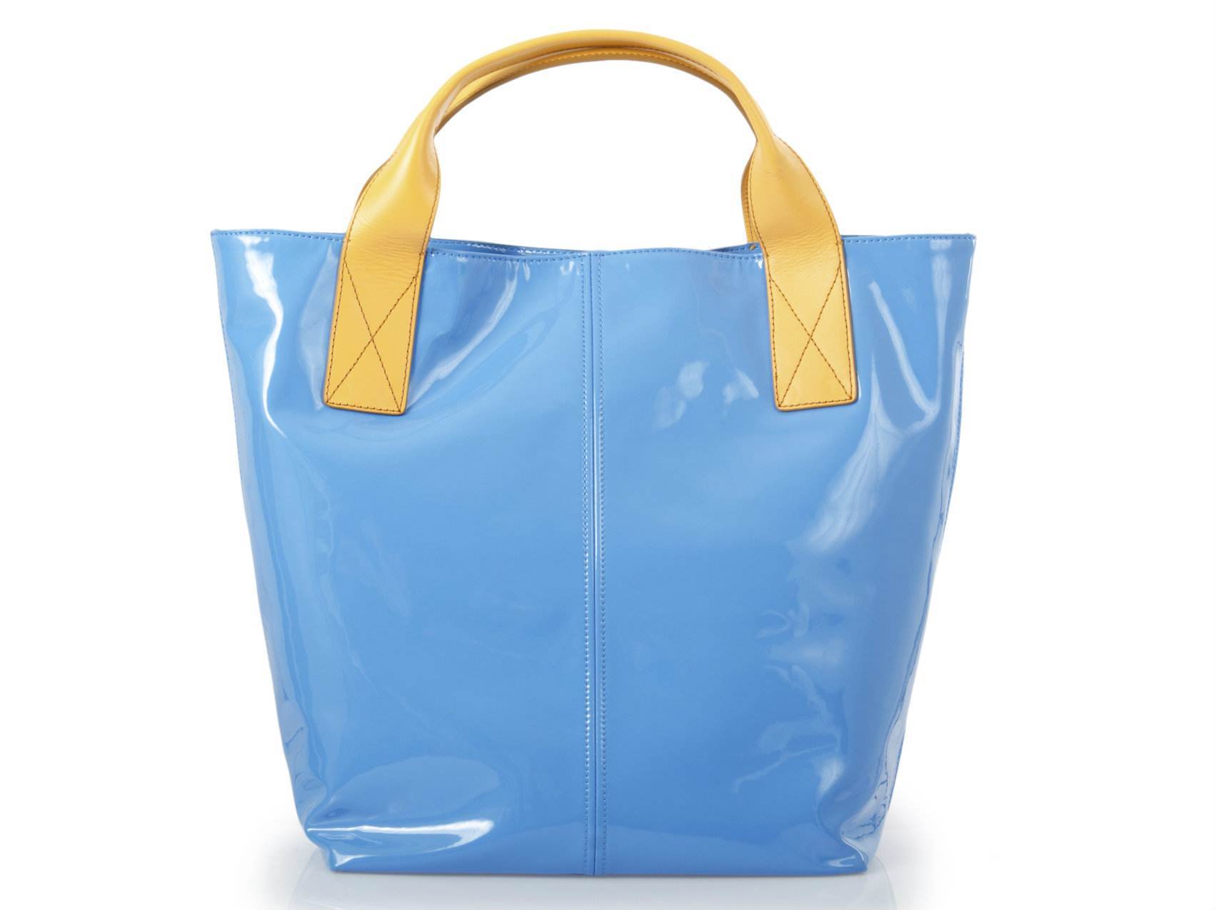 Los Maxi bolsos marcan nueva tendencia | AquiModa.com