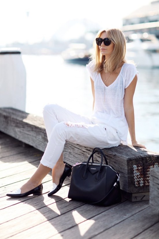 Agregale a tu Outfit Ropa de Color Blanco ya que es Moda para Primavera ...