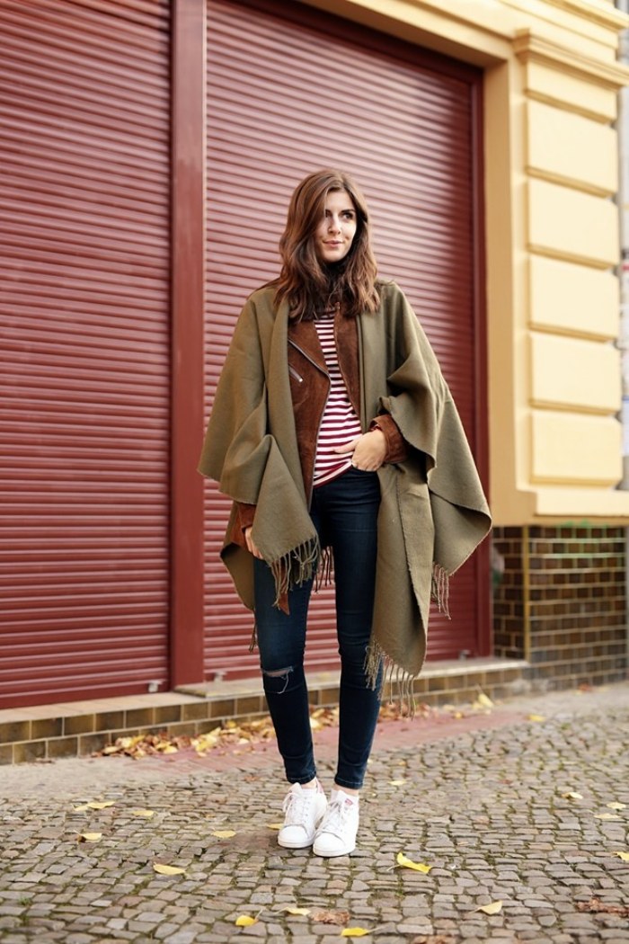 Hermosos Outfits con Ponchos para la temporada de Otoño | AquiModa.com